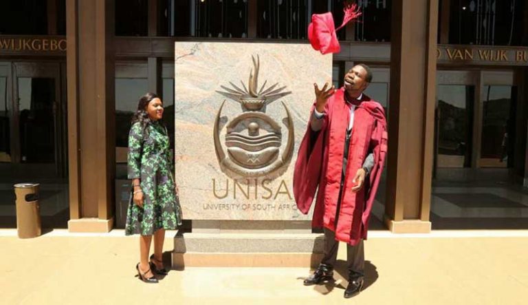 Pictures: Walter Magaya Now “Prophet Doctor Magaya” After Doctorate ...