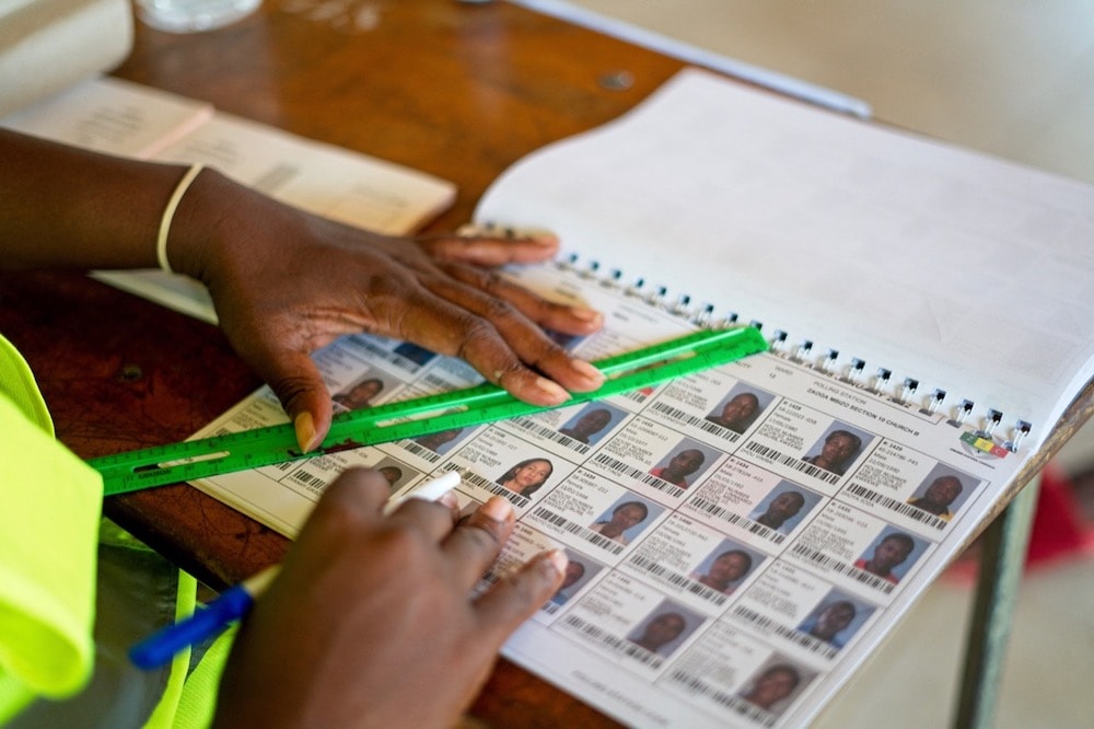 Voters' Roll Anomalies Raise Suspicions Of Rigging In Zimbabwe's 2023 ...