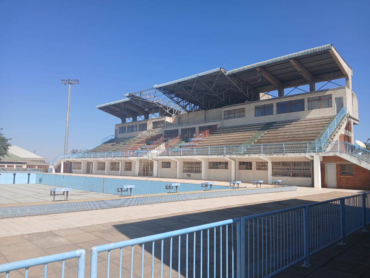 Parliament Dismayed Over Chitungwiza Aquatic Complex Decay ⋆ Pindula News