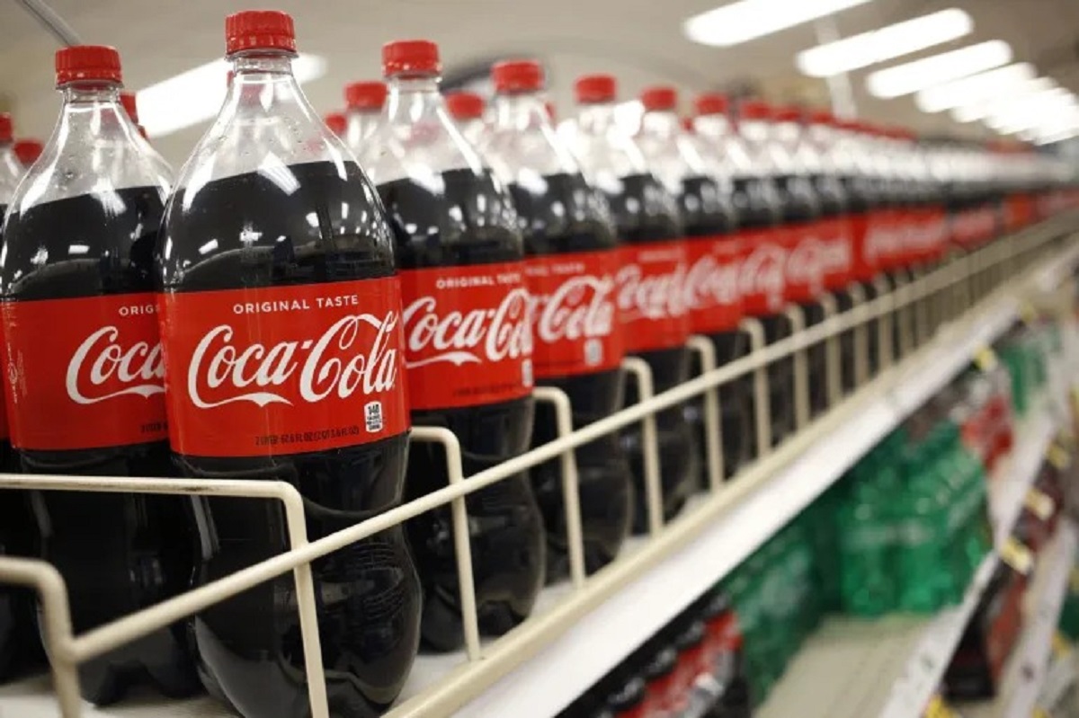 Coca-Cola Sales Surge Among Youth, Thanks To "Share A Coke" Campaign ⋆ ...