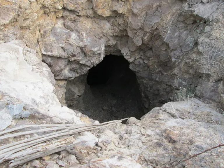 20-Metre Shaft Collapse Traps Miners at Mazowe Farm ⋆ Pindula News