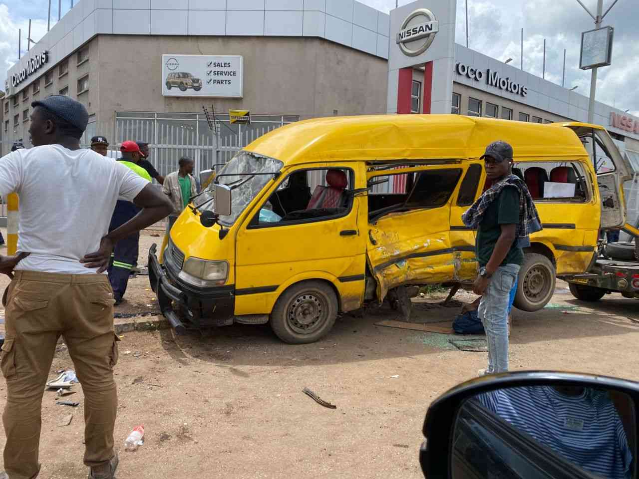Fifteen Injured As Two Kombis Collide On Seke Road ⋆ Pindula News